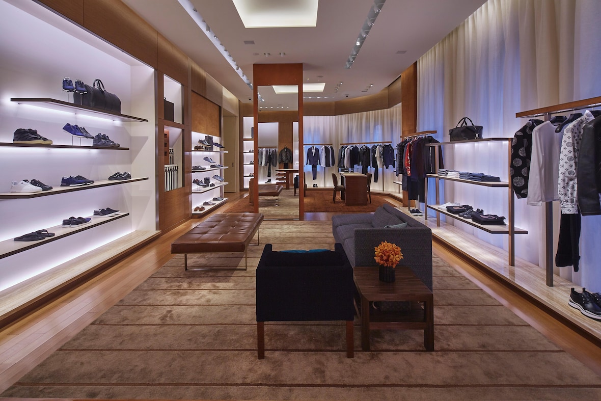 Louis Vuitton Melbourne Collins Street Store in Melbourne, AUSTRALIA ...
