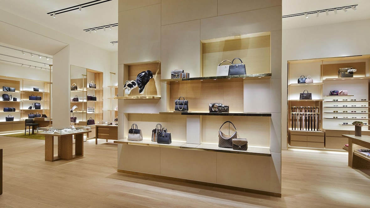 Louis Vuitton Stuttgart Store in Stuttgart, GERMANY | LOUIS VUITTON