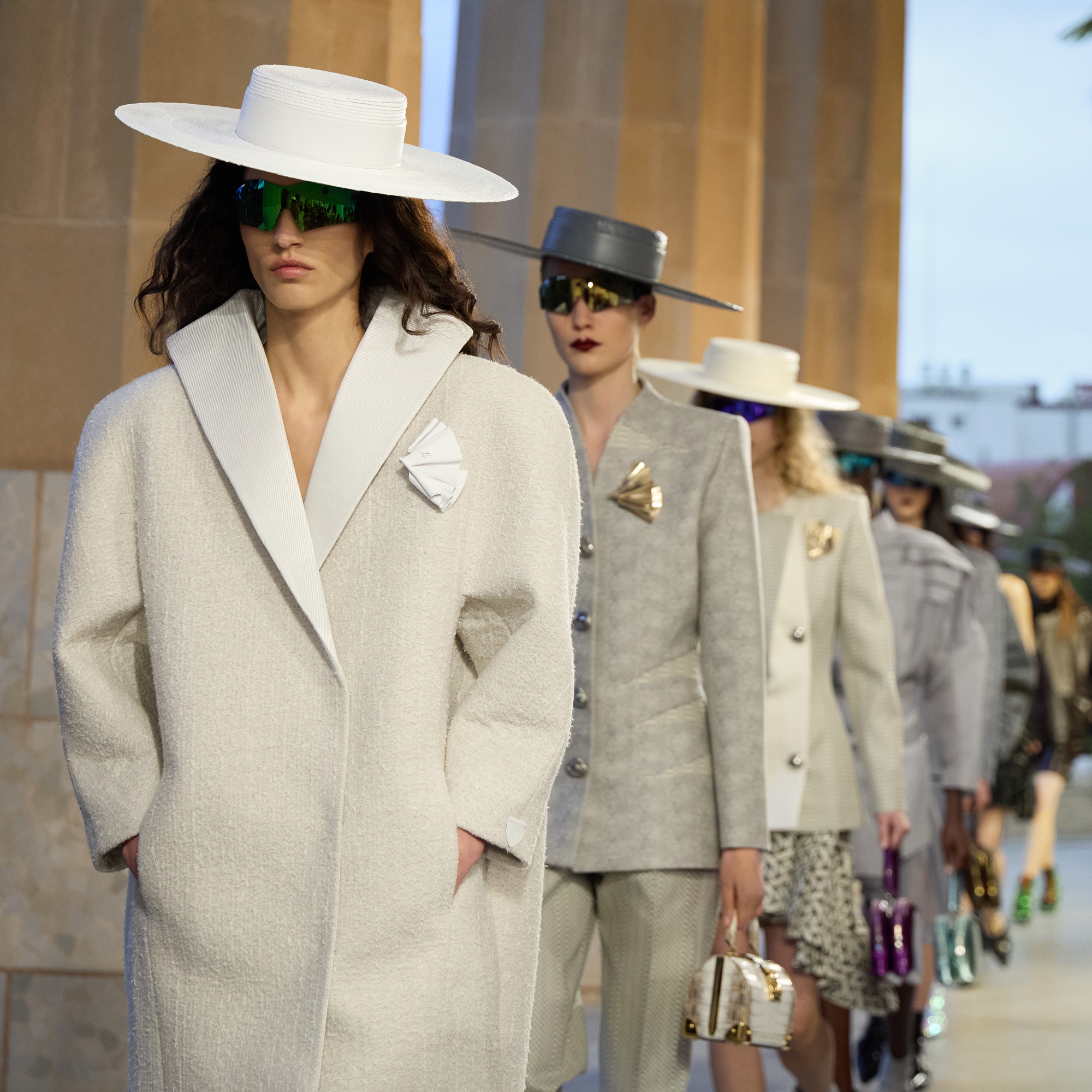 Fashion Shows News - Louis Vuitton Magazine